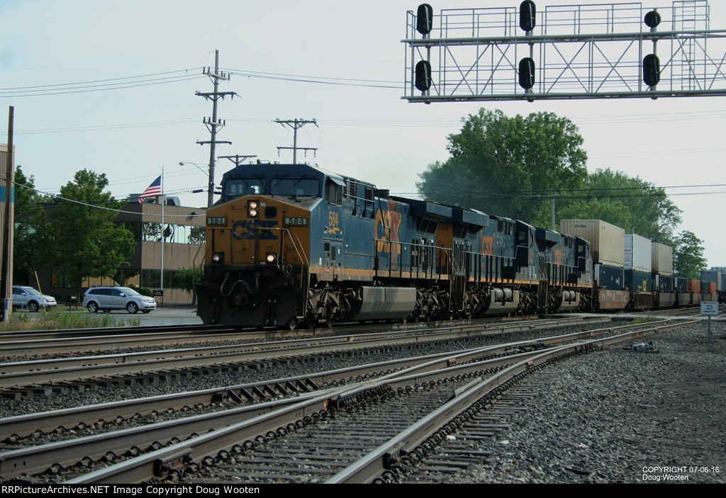 CSXT Q008
